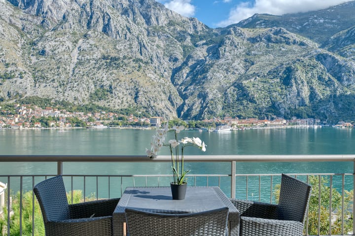 Kotor Vista Seaview Apartment By Mn Property - Kotor