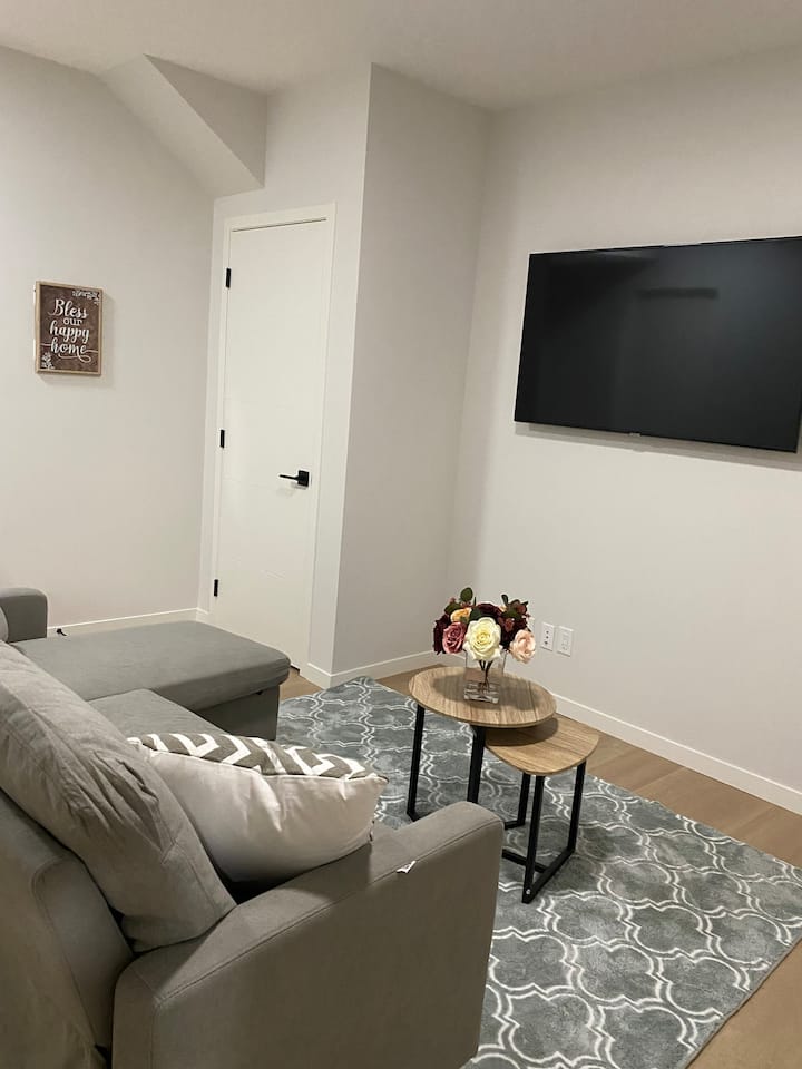 Newly Built 2 Bedroom Basement - Calgary