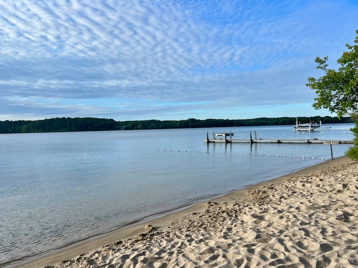 Vacation Home With Pond Beach Access! - Harwich, MA