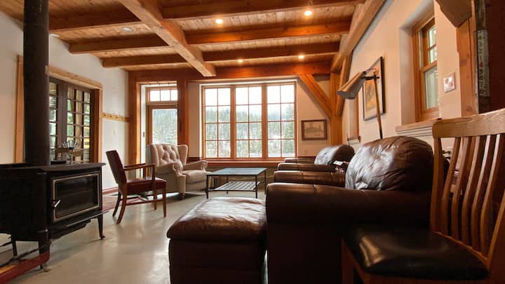 4 Season Trad Timber Frame Home - Salmo