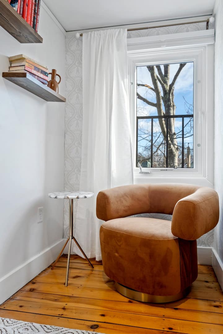 Smart Tv | Murphy Bed | Near Back Cove | Parking - Portland, ME