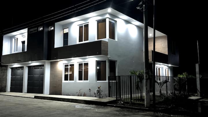 Spacious Home In Retalhuleo - Retalhuleu