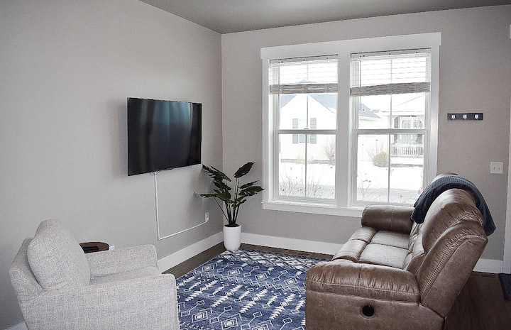 Two Primary Suites With Fenced Yard! - Billings, MT
