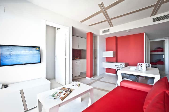 6 Guests 2 Bedrooms Apt Playa Den Bossa W/pool - Ibiza