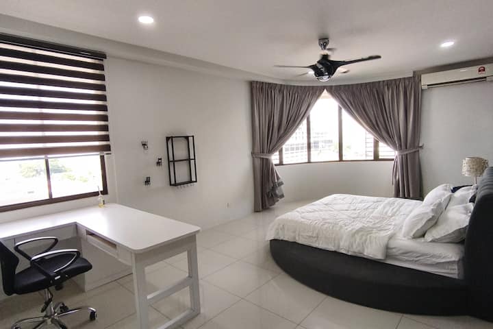 Roomb W Attached Bathroom W Bathtub *Cityview* - Penang