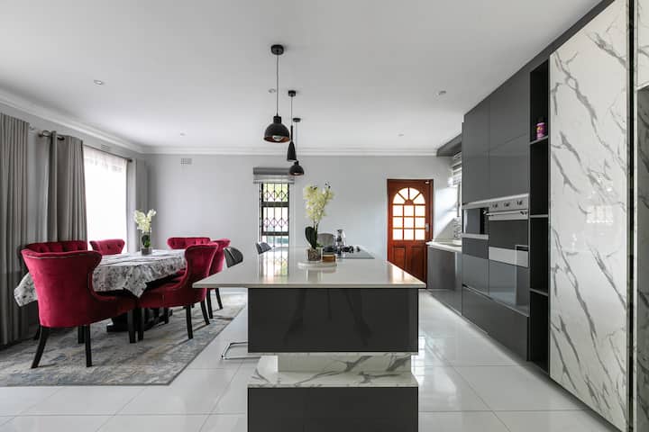 De Luxy Place, Solar, Pool, Wifi - Kempton Park