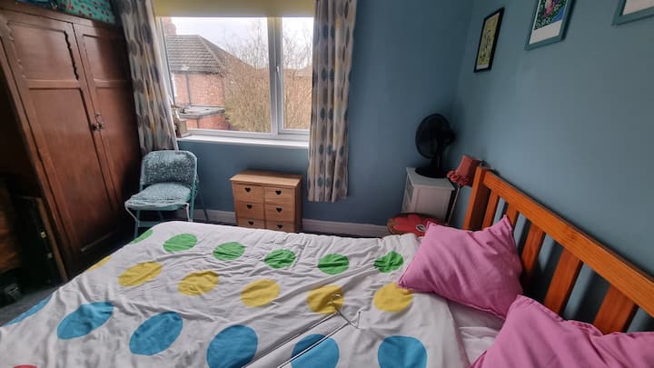 Double Room In South Manchester - Stockport