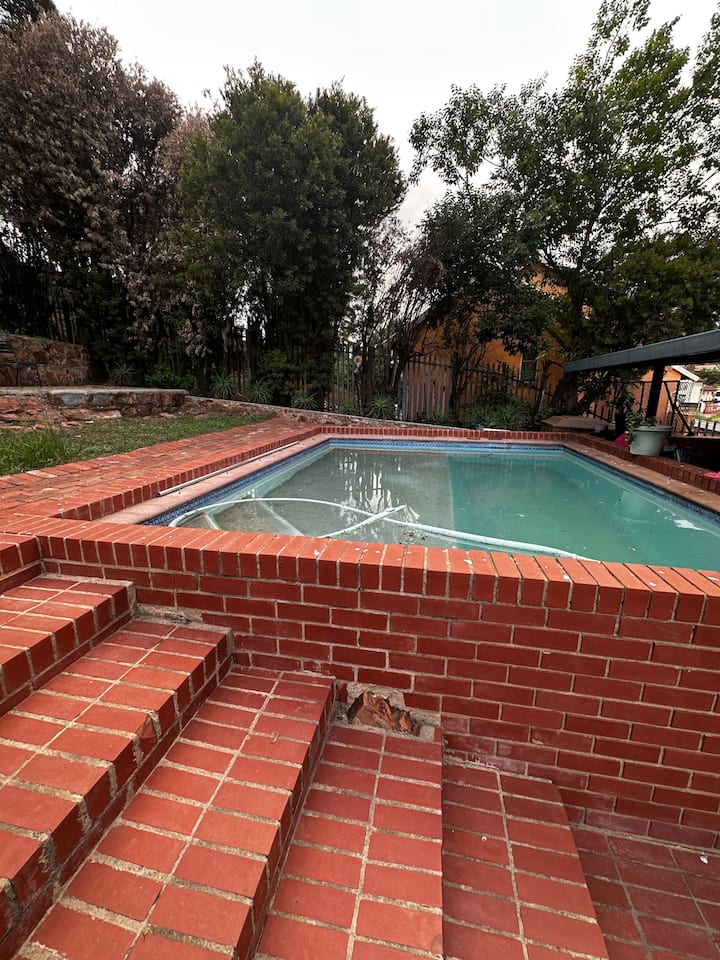 Westgate Guesthouse - Krugersdorp