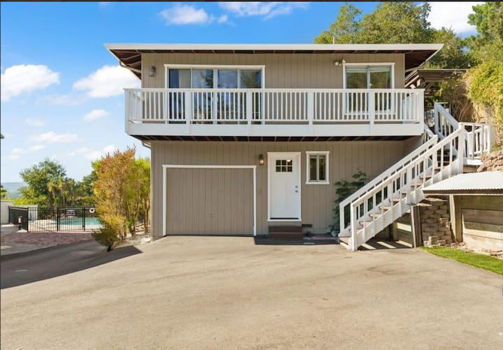 The Valley Nook - Capitola, CA
