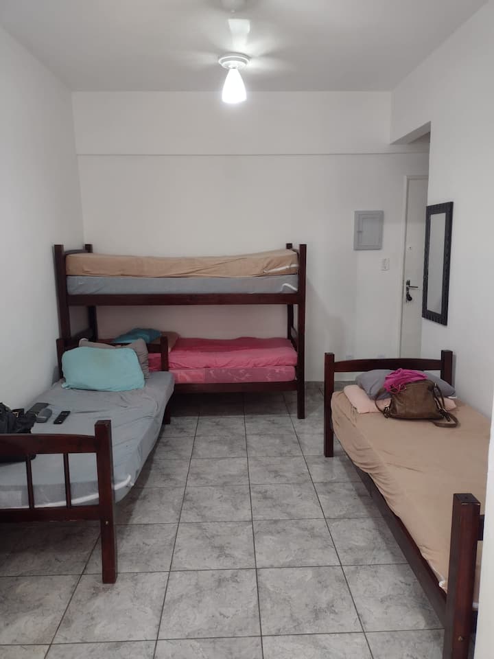 Apto Em São Vicente-sp - Sala Living - Santos