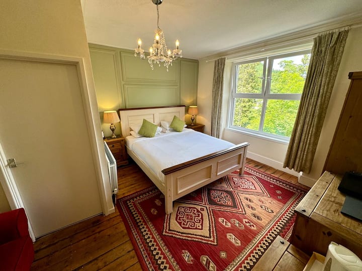Fairhaven Stay Superior King With En Suite - No.6 - Betws-y-Coed