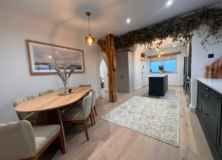 Glan Y Mor - Duneside Escape - Porthcawl