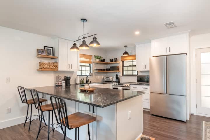 Modern 3br | 3 Minutes To Wec | Pet-friendly - Ocala, FL