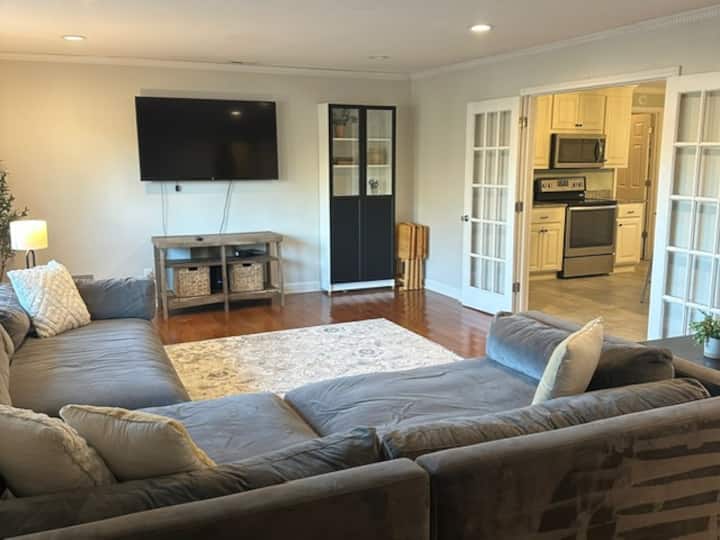 Cute Cozy Ranch Home Near Uptown - Belmont, NC