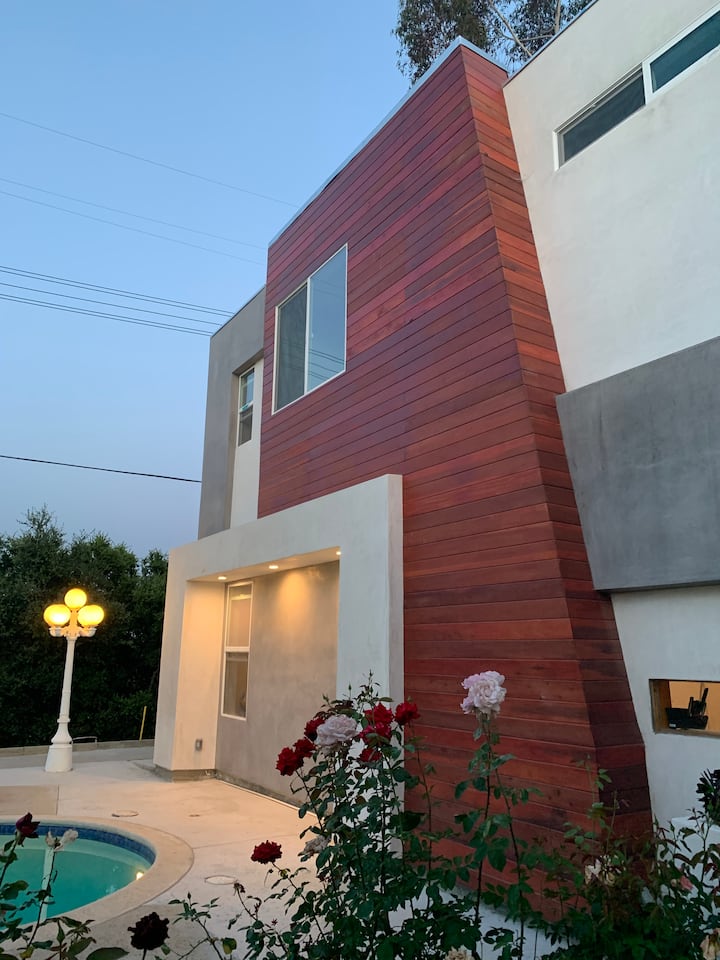 Modern 3br Home In West Hills - Simi Valley, CA