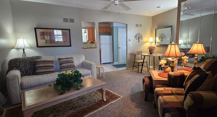 The Back Porch - Seven Lakes State Park, Holly