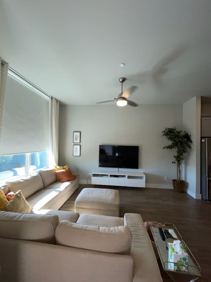 The Smitty Shack-bedroom #B - Irving, TX