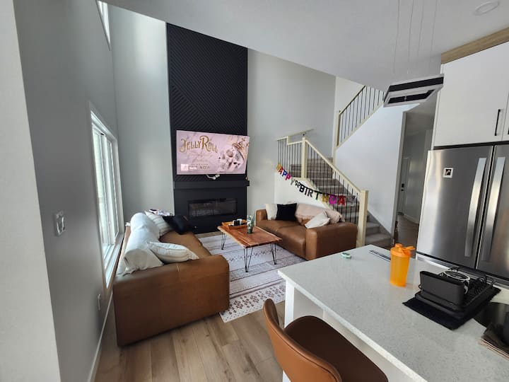 A Relaxing Stay Away From Home - Fort Saskatchewan