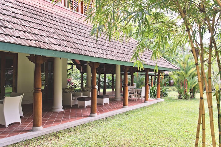 Indian Summer House Guest Room 4 - Lakshmi - Muvattupuzha