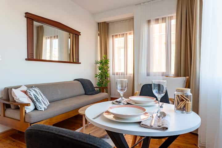 Balat 1br Flat – Shared Terrace & City Views - Cihangir