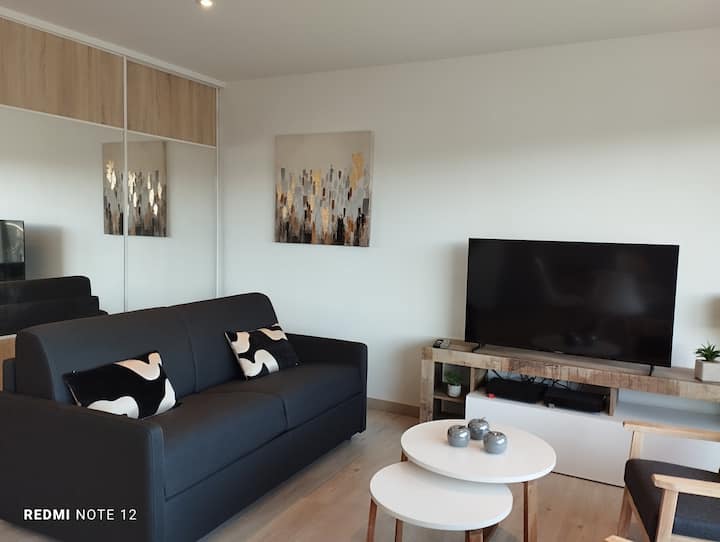 Ar 6, Appartement Bord De Plage - Plage Saint Guirec