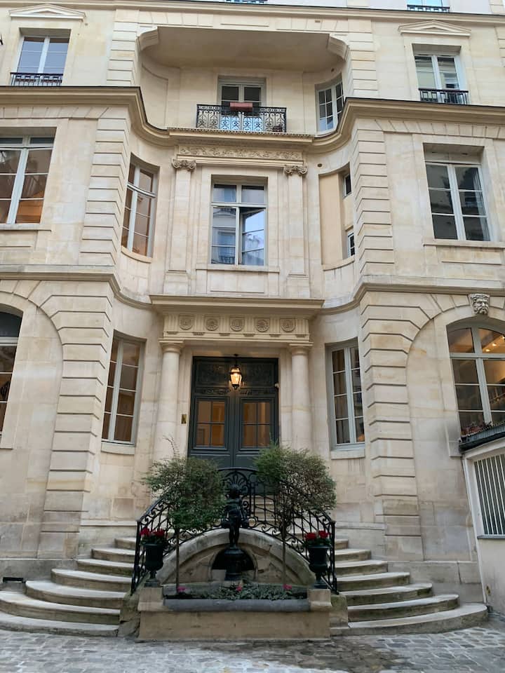 ÉLégant Appartement Dans Ancien Hôtel Particulier - Paris