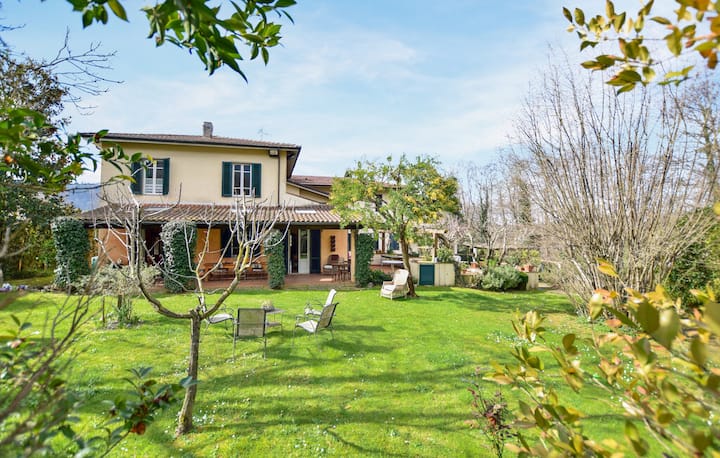 Tuscan Style's Holiday House - Viareggio