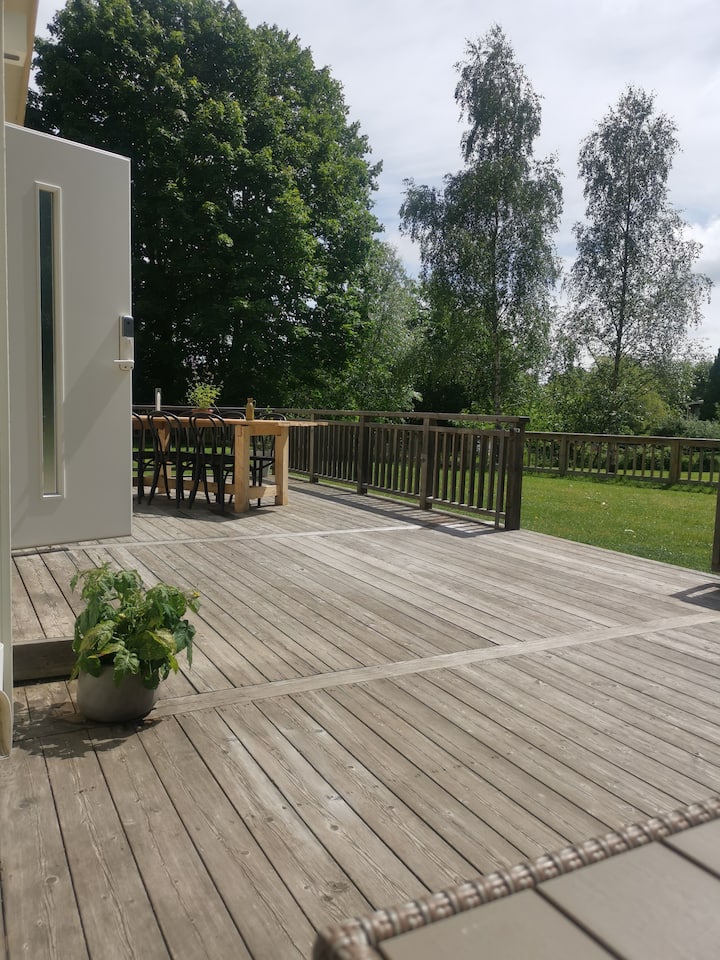 Mysigt 1800-tals Hus Vid Badsjö - Kungsbacka