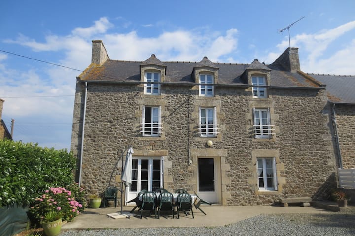 Gite Rural - A 5 Min Des Plages - Saint-Jacut-de-la-Mer
