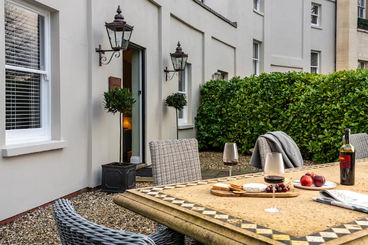 Regency Coach House Cheltenham - Cheltenham