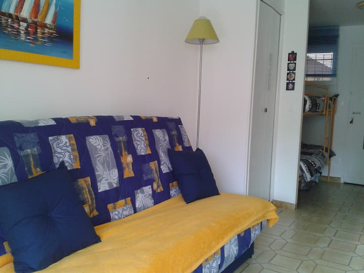 La Londe Les Maures 83 Gd Studio Rez Jardin - La Londe-les-Maures