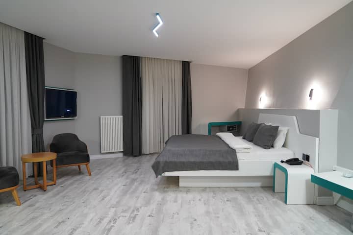 Geleceğe Açılan Kapınız - Corner - Edirne Ili