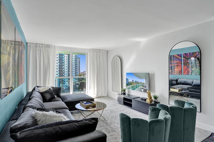 Sunny Isles Beach 4bedrooms/2baths/free Parking - Sunny Isles Beach, FL