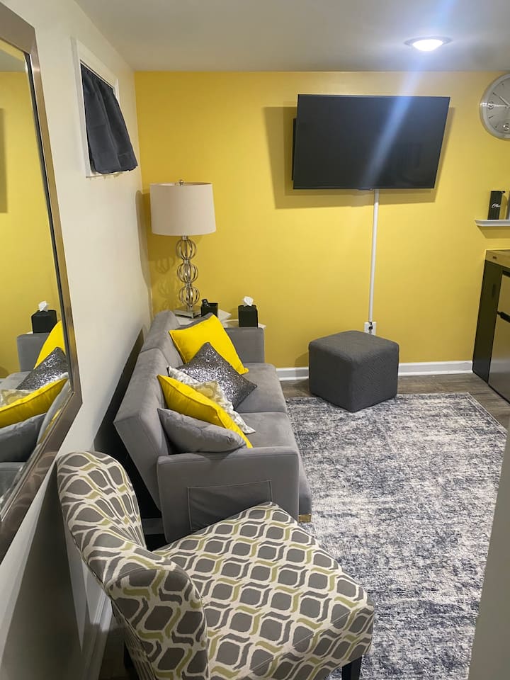 Chic 1-bedroom Dc Retreat - Largo, MD