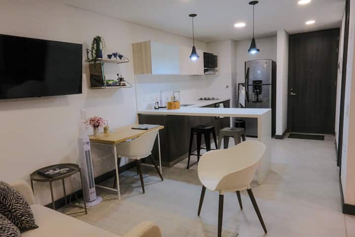 Apartaestudio En El Poblado - Medellin, Antioquia, Colombia