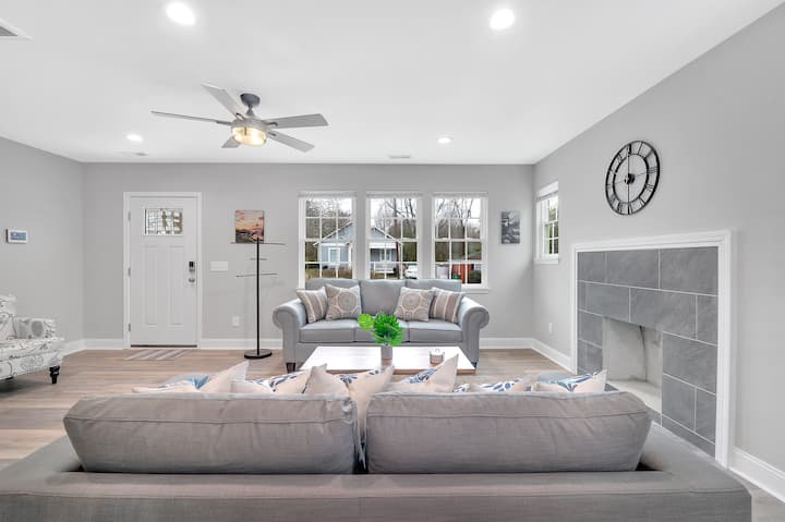 Charming Retreat, Fenced Yard, Just Mins To Uptown - Charlotte