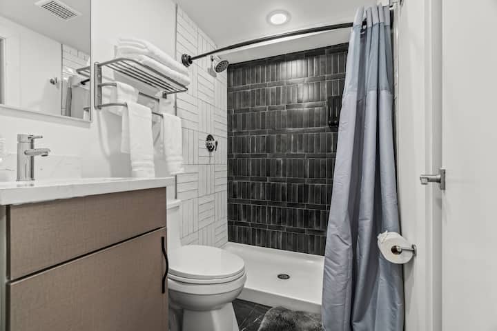 Temple Med–cozy-4minwalk 00! - Chestnut Hill, PA