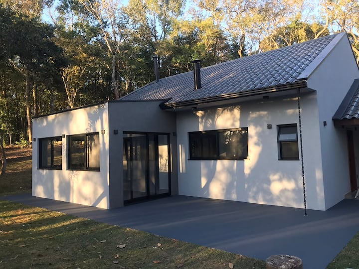 Grey House Com Lindo Pôr Do Sol - Itatiba