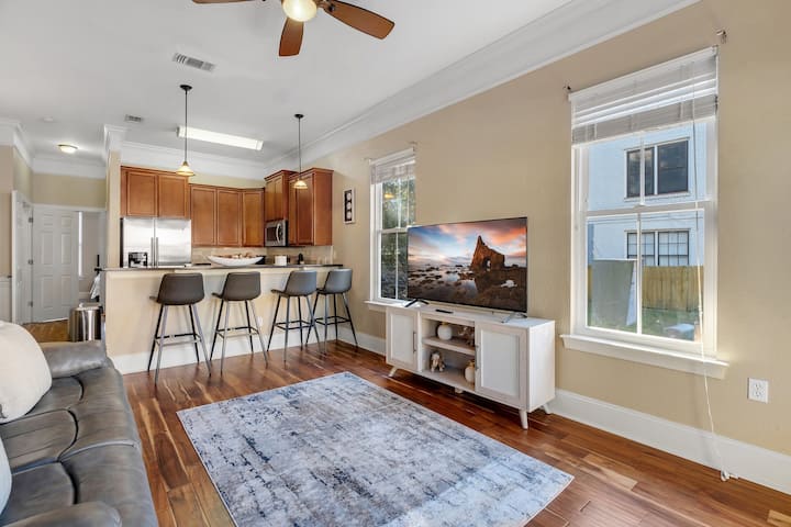 Midtown Home, Pets Welcome! - 탤러해시
