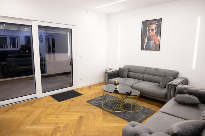Premium Penthouse Mit Terasse Und Parkplatz Neu! - Bielefeld