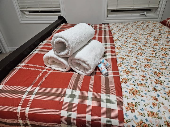 Luxe Town Living In Brampton - Brampton