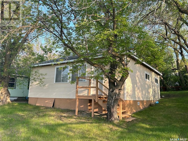 Cozy 2br Retreat Near Danceland In Manitou Beach - Saskatchewan