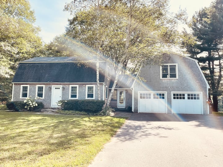 Waterfront Cottage - Kennebunk, ME