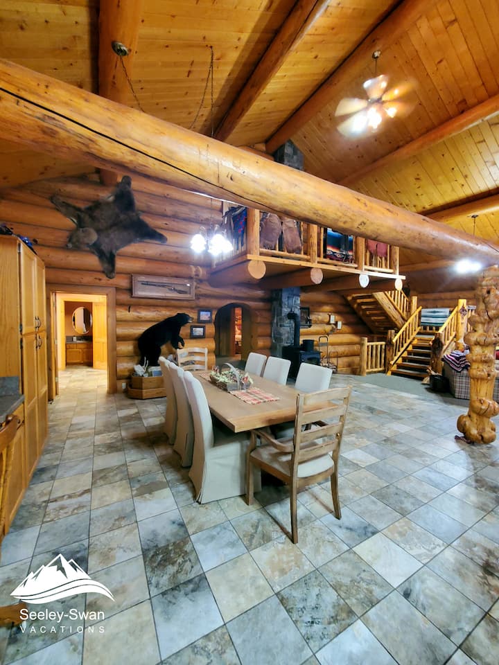 Fawn Creek Cabin - Seeley Lake, MT