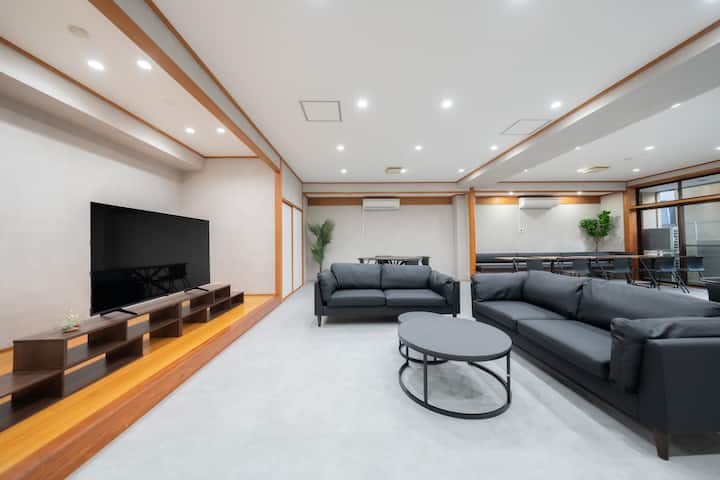 Host Up To 120 Guests. Near The Osaka Aquarium - Osaka