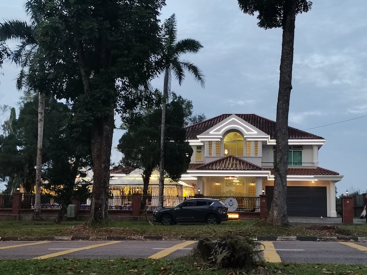 Casa De Sutera - Johor Bahru