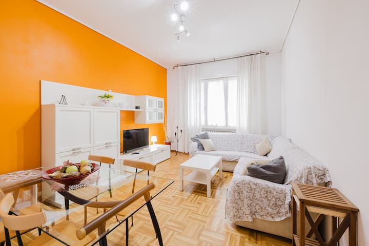 Cozy Home - 2 Bedrooms Apartment - Cuneo