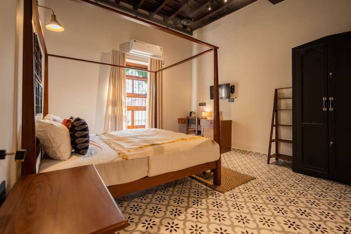 Peppercorn (Large, Airy & Most Booked Room) - Aleppey