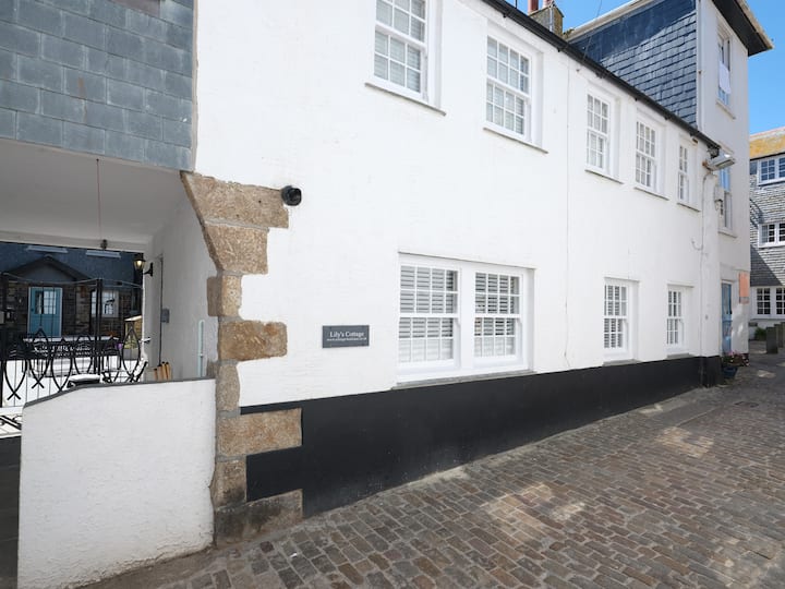 Quaint Cornish Cottage On The Infamous Digey - St Ives