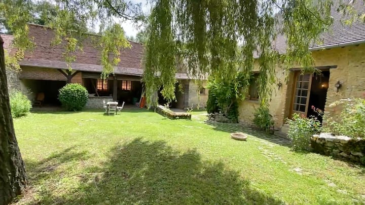 Maison De Charme Au Cœur Du Vexin Normand - Tourny